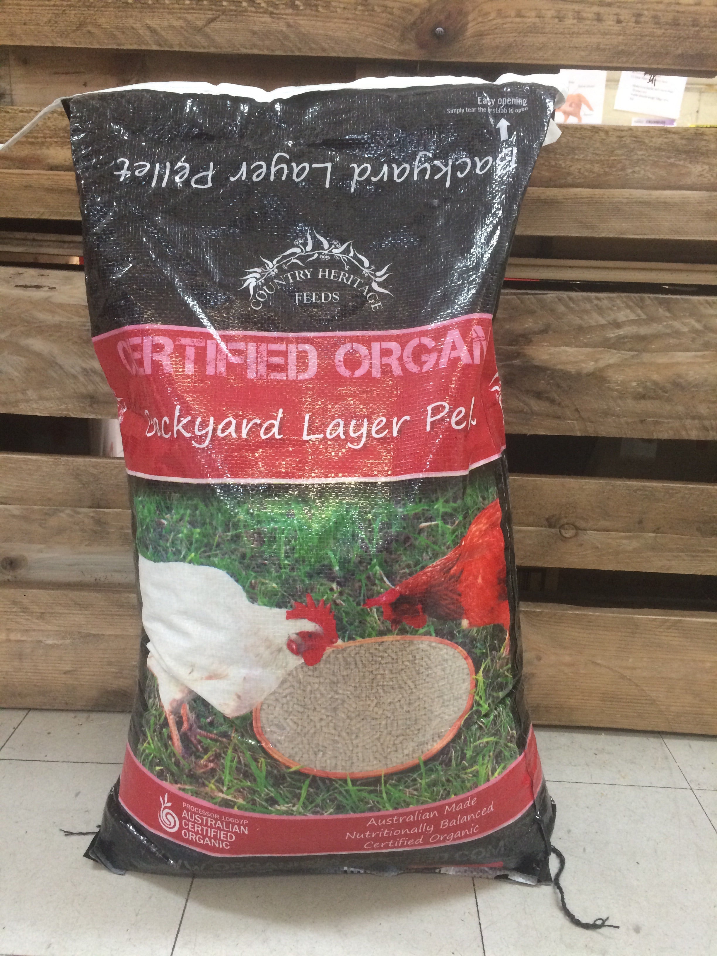 Country Heritage Feeds- Organic Backyard layer pellets- Chook food 20k ...